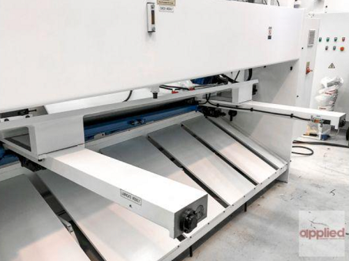 Sheet Metal Guillotines: Why Investing in a Hydraulic Model is the ...